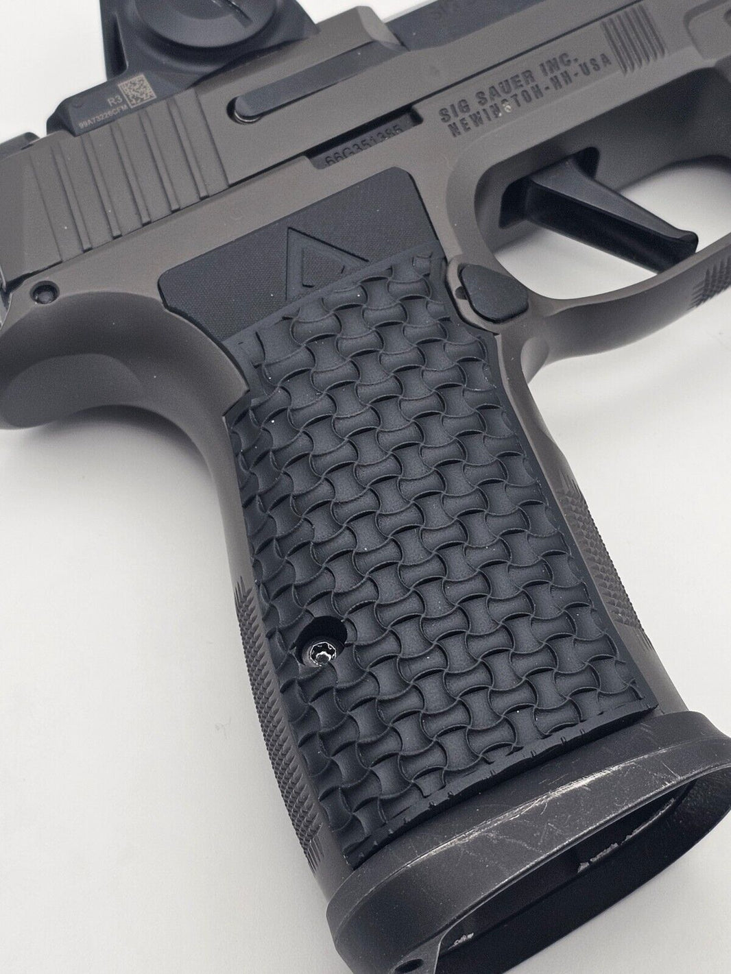 Sig Sauer - P365 AXG Legion Grips – Lambda