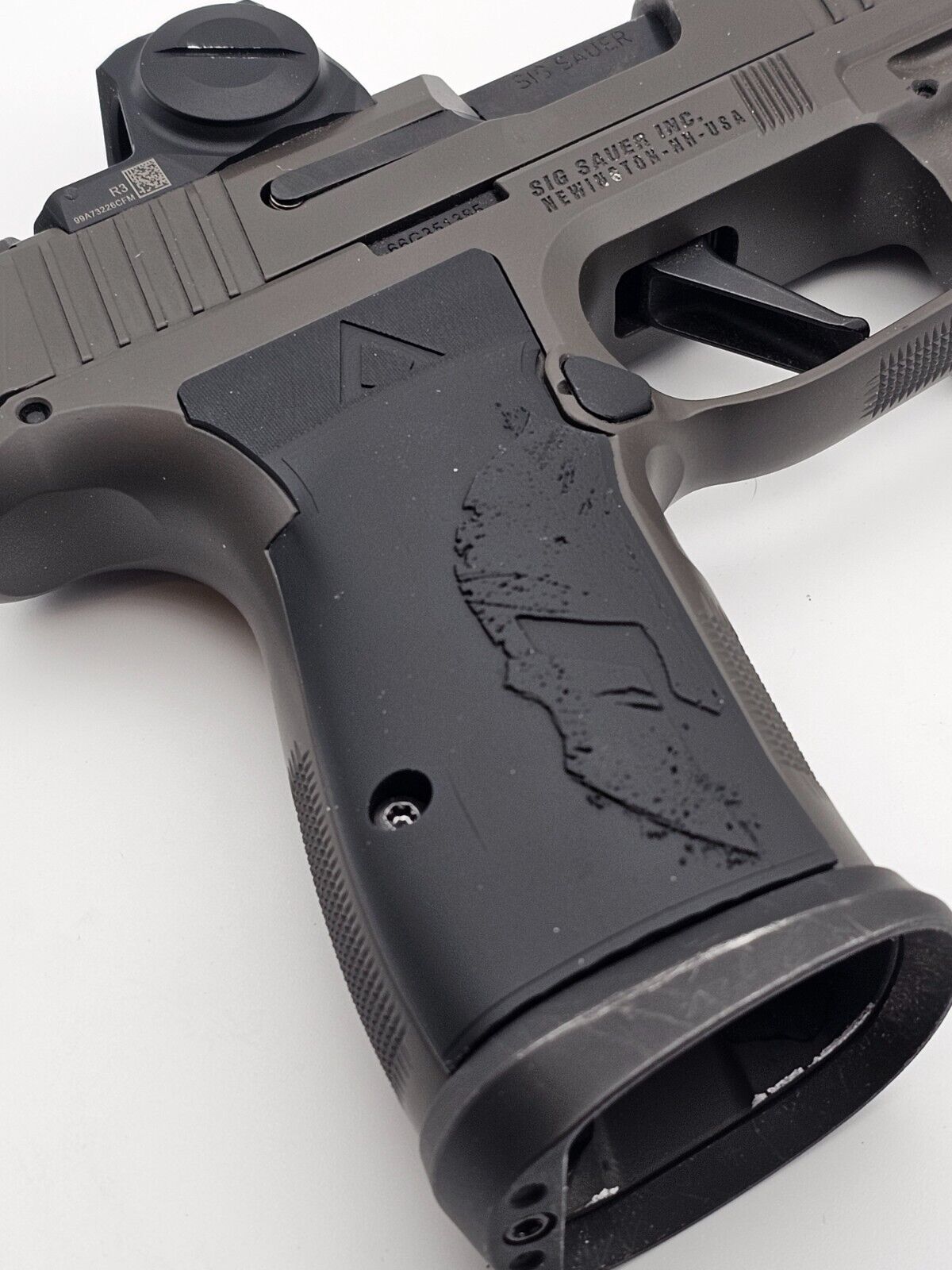 Sig Sauer - P365 AXG Legion Grips – Lambda