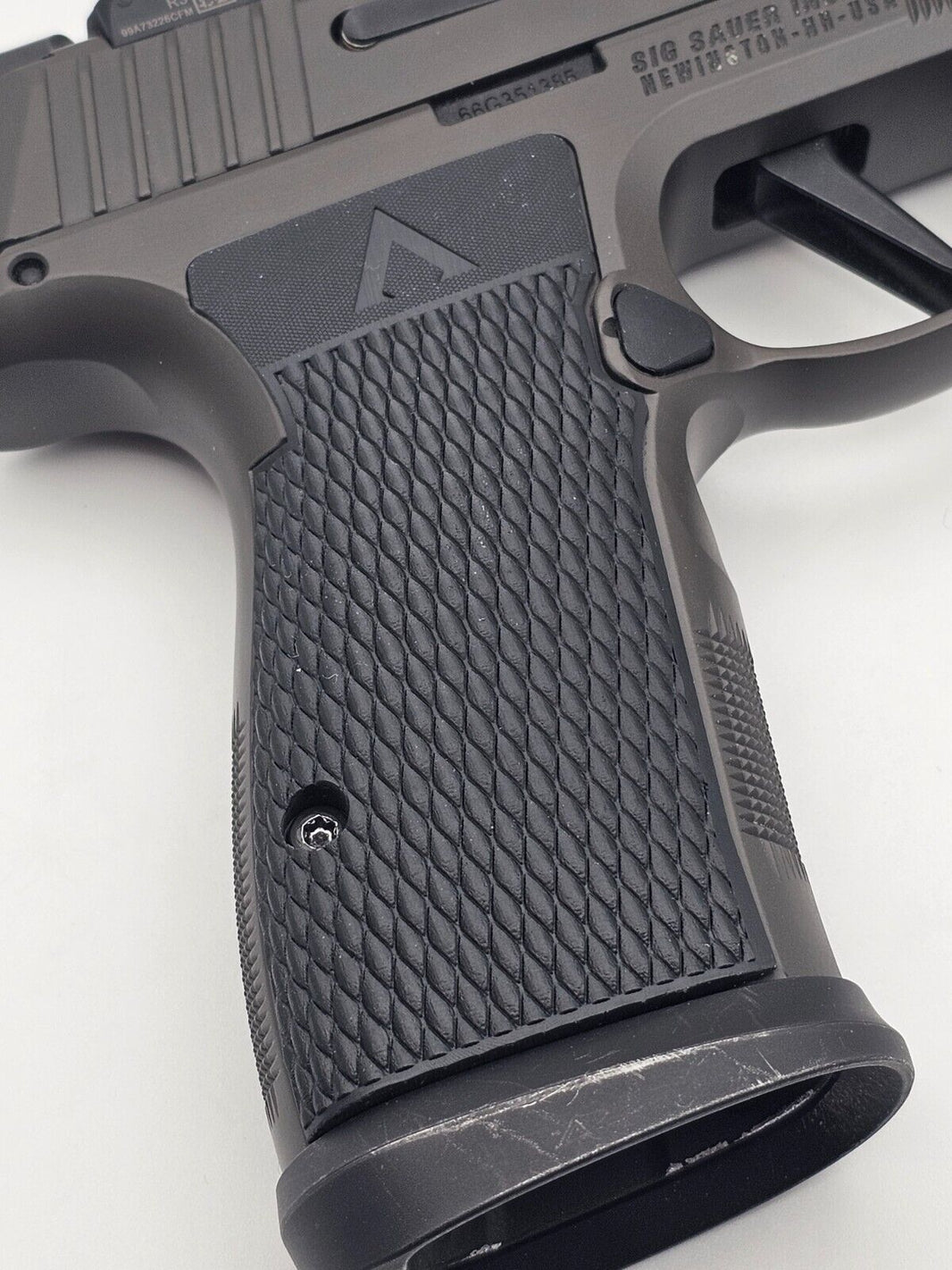 Sig Sauer - P365 AXG Legion Grips – Lambda