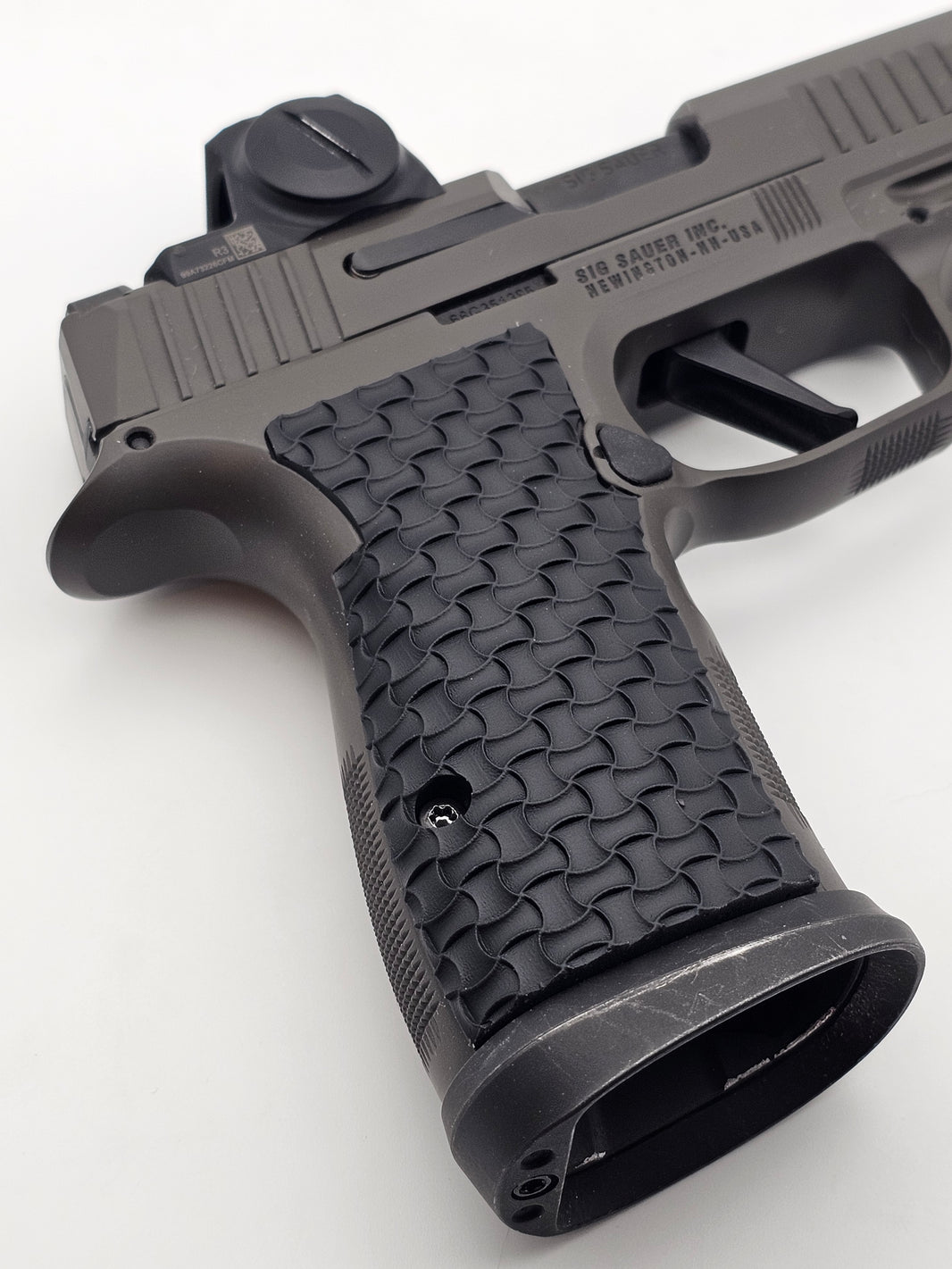 Custom P365 AXG Legion Grips | Artistry & Performance - Lambda